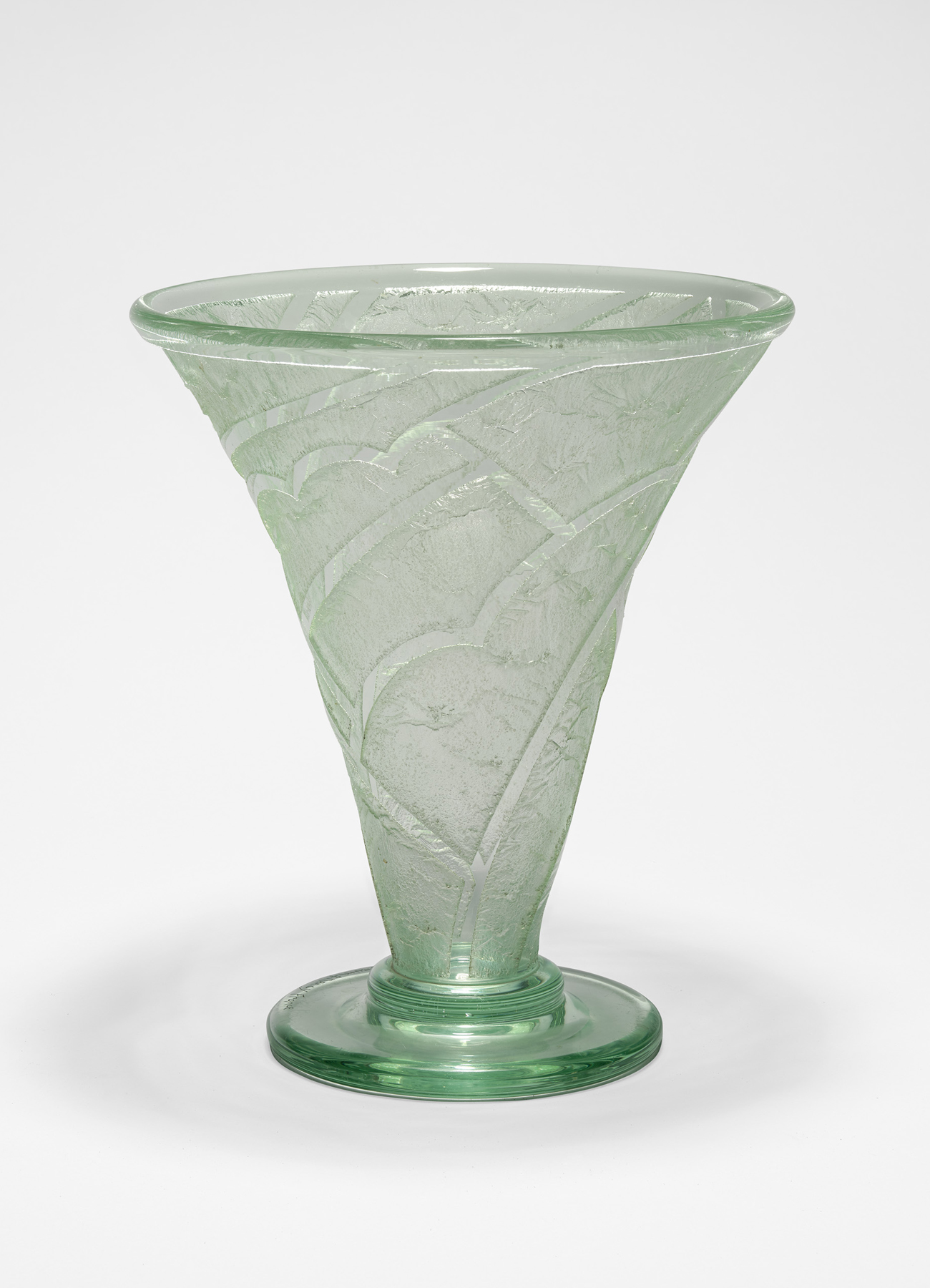 Daum, vase, circa 1920 - Galerie Jacques Lacoste